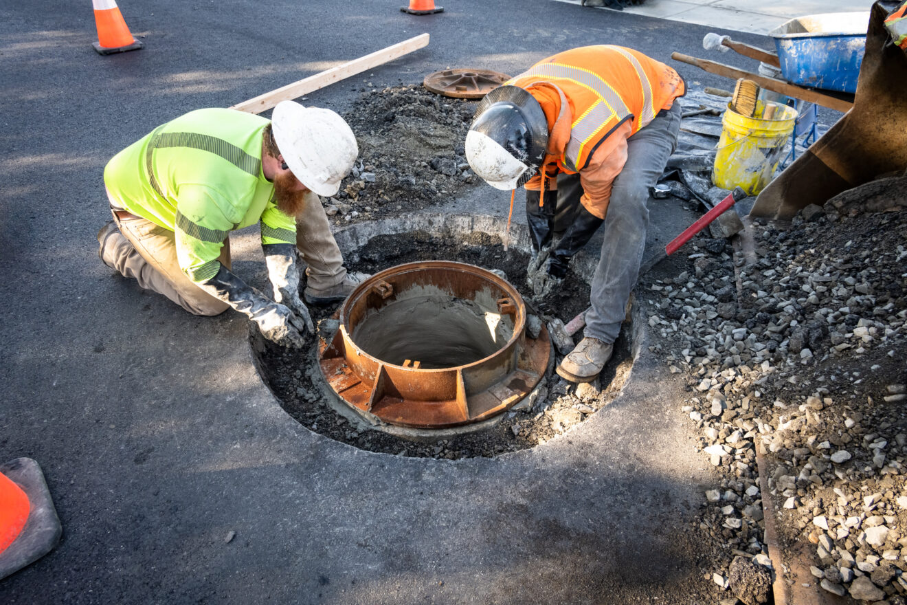 Manhole Monitoring Systems – Bandgi Technologies